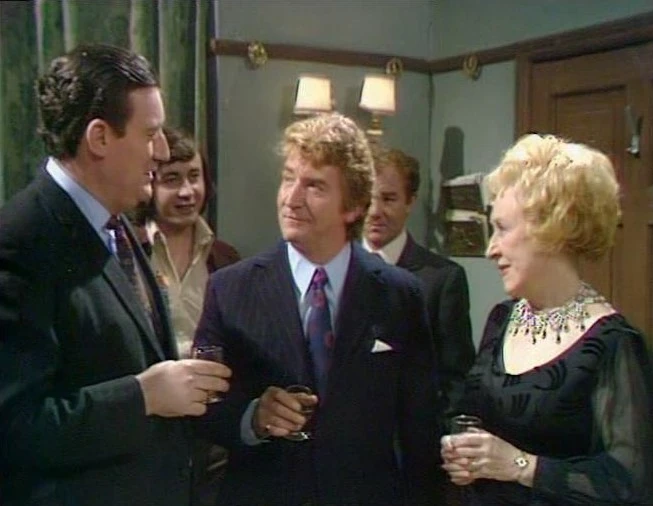 Len Fairclough | Coronation Street Wiki | Fandom