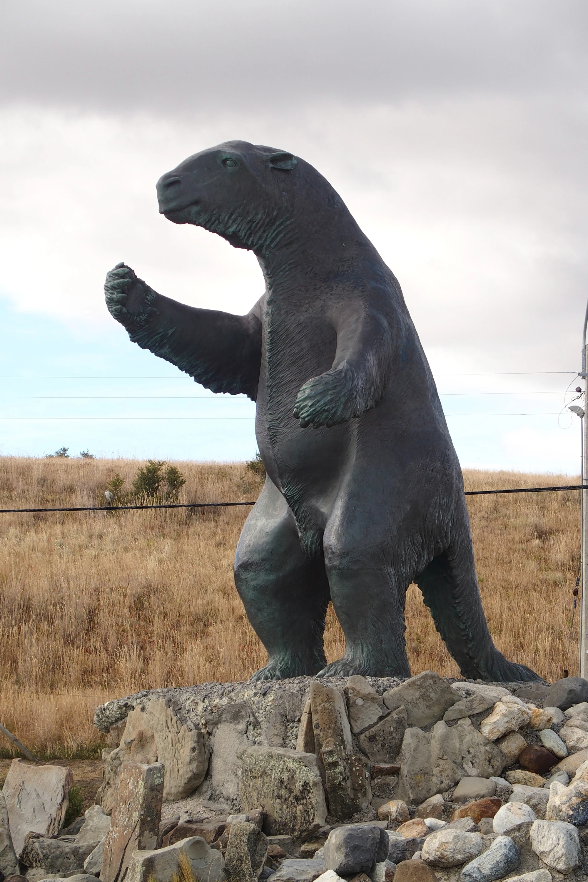 Neomylodon | Cryptids and Myths Wiki | Fandom