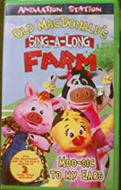 Old MacDonald's Sing-Along Farm: Moo-sic to My Ears (2003 video ...