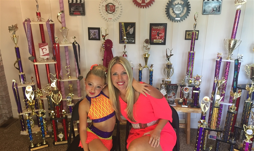 Image Tiffanie And Alexus Dance Moms Wiki Fandom Powered By Wikia