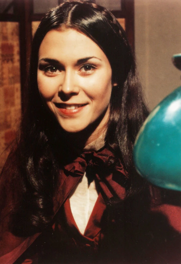 Daphne Harridge | The Dark Shadows Wiki | FANDOM powered by Wikia