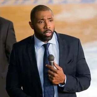 Jefferson Pierce | Arrowverse Wiki | Fandom