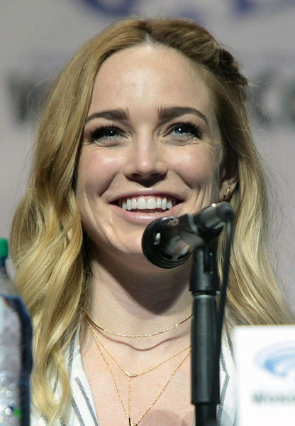 Caity Lotz | Arrowverse Wiki | Fandom