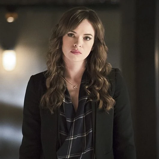Caitlin Snow | Arrowverse Wiki | FANDOM powered by Wikia