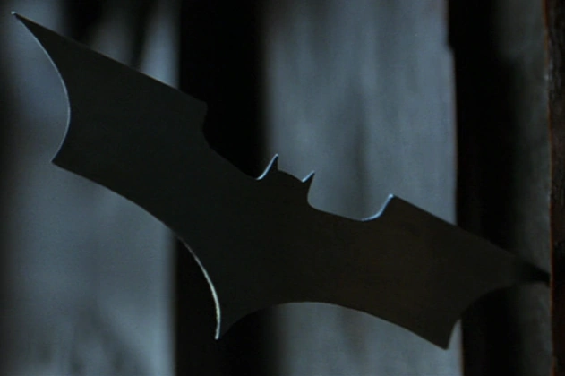 Batarang (Nolanverse) | DC Movies Wiki | FANDOM powered by Wikia