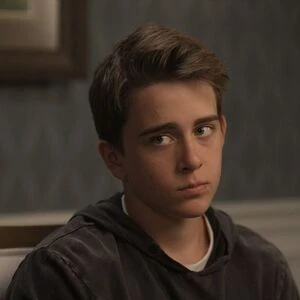 Charlie Harding | Dead To Me Wiki | Fandom