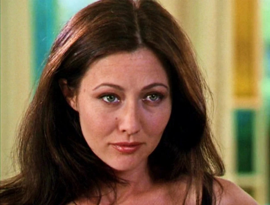 Prue Halliwell (Earth-10) | Destined Wiki | Fandom
