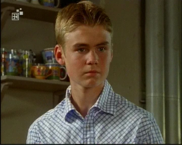 Julian Paeth | Die Pfefferkörner Wiki | Fandom