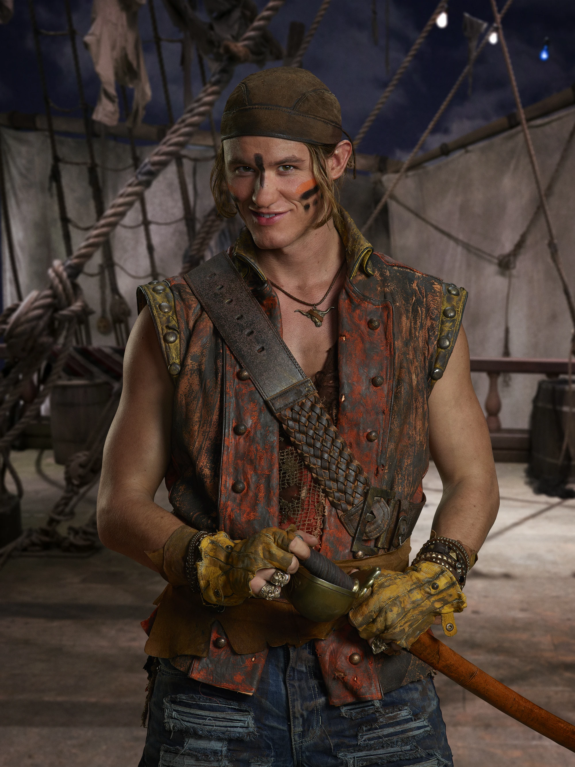 Gil (Descendants) | Disney Wiki | FANDOM powered by Wikia