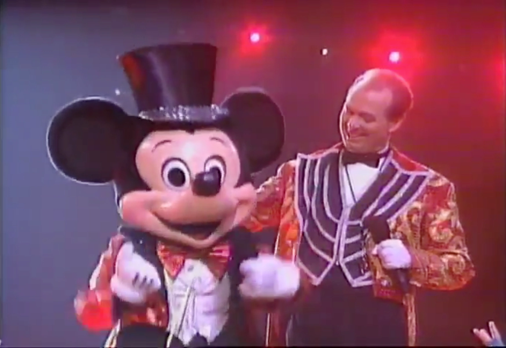 Image - Ringmaster Mickey and Eric Michael Gillett.png | Disney Wiki ...
