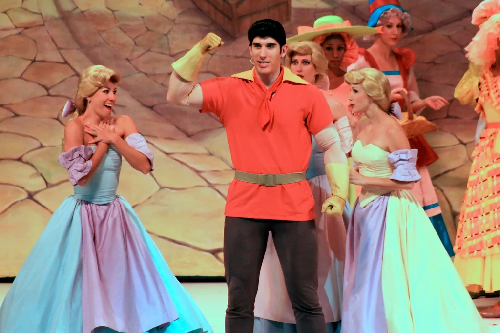 Gaston | Disney Musical Wiki | FANDOM powered by Wikia