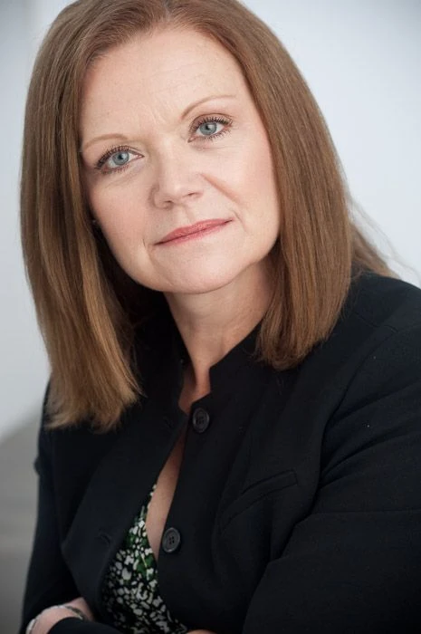 Gillian Barber | Doblaje Wiki | Fandom