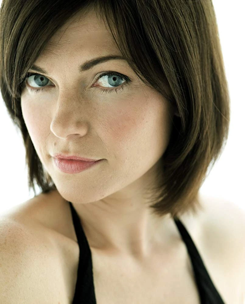 Nicole de Boer | Doblaje Wiki | Fandom