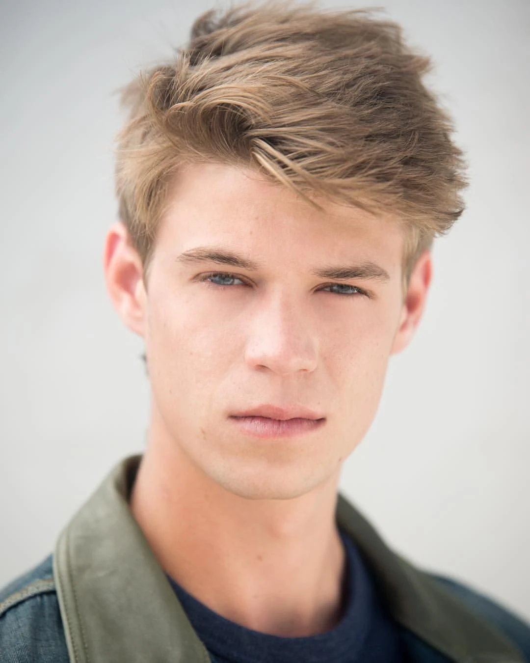 Colin Ford | Doblaje Wiki | Fandom