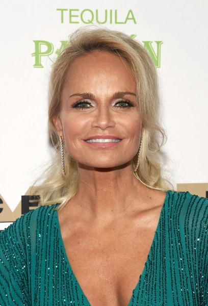 Kristin Chenoweth | Doblaje Wiki | FANDOM powered by Wikia