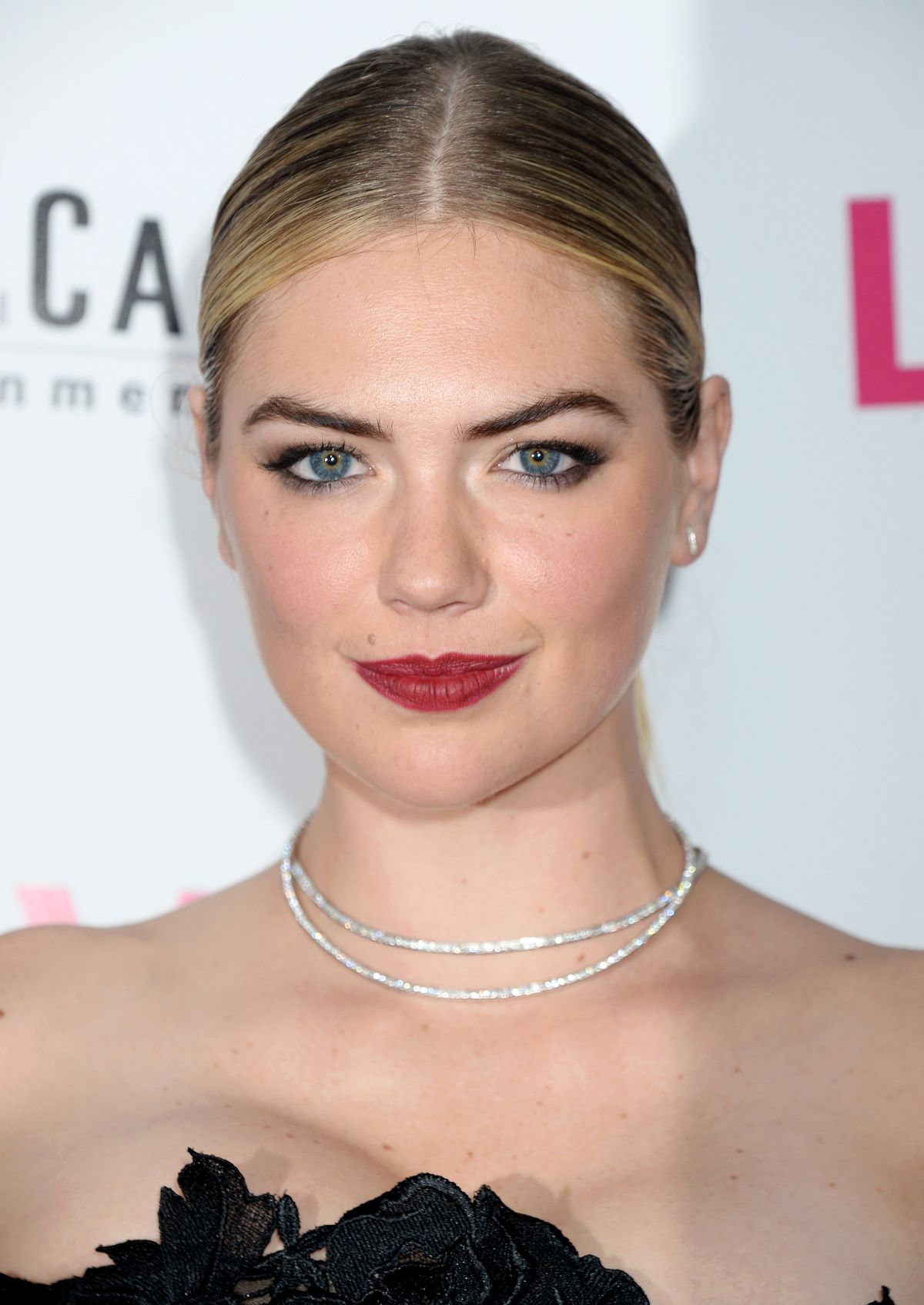 Kate Upton Doblaje Wiki Fandom Powered By Wikia
