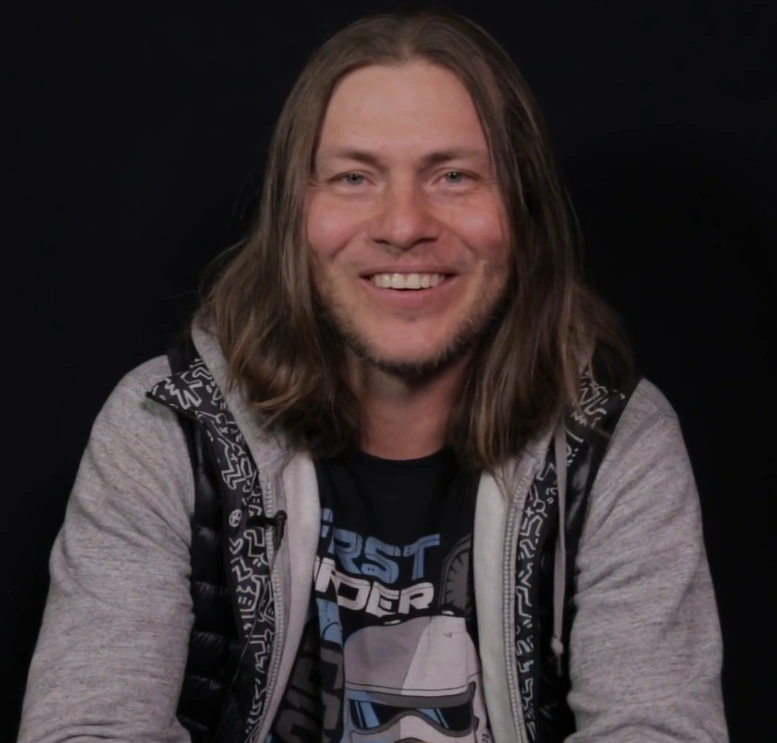 Idzi Dutkiewicz | Doblaje Wiki | FANDOM powered by Wikia