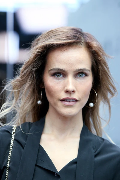 Isabel Lucas | Doblaje Wiki | Fandom