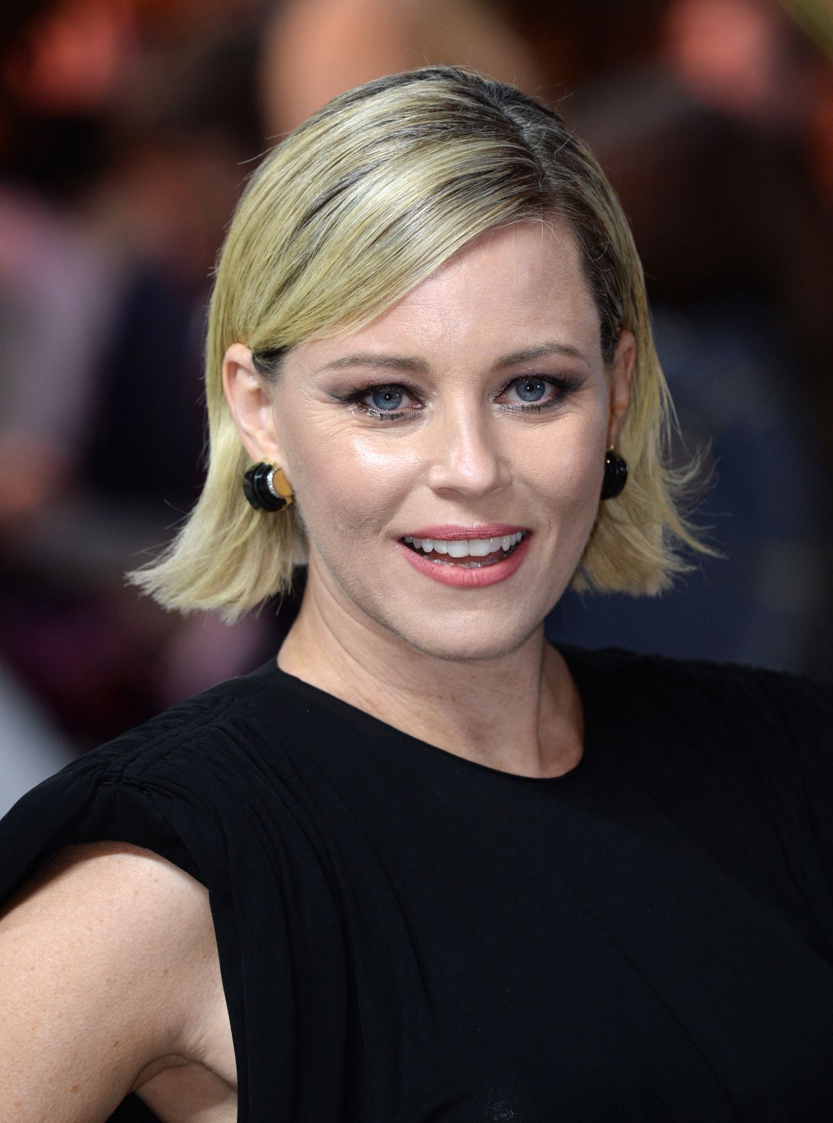 Elizabeth Banks | Doblaje Wiki | Fandom
