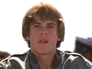 Imagen - Tyler-ET.jpg | Doblaje Wiki | FANDOM powered by Wikia