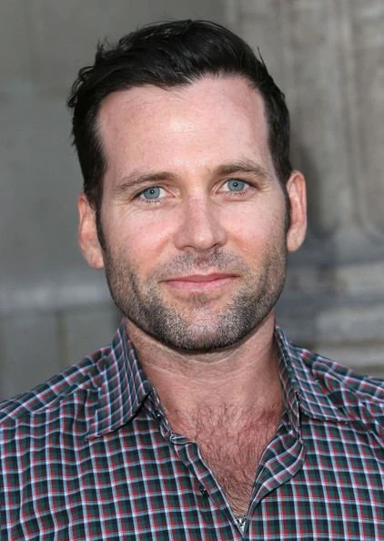 Eion Bailey | Doblaje Wiki | Fandom