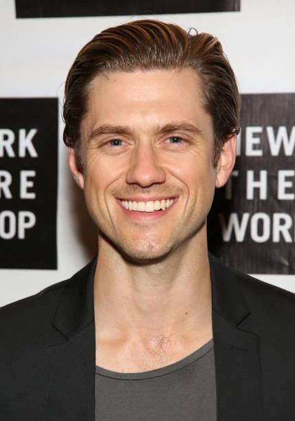 Aaron Tveit | Doblaje Wiki | Fandom