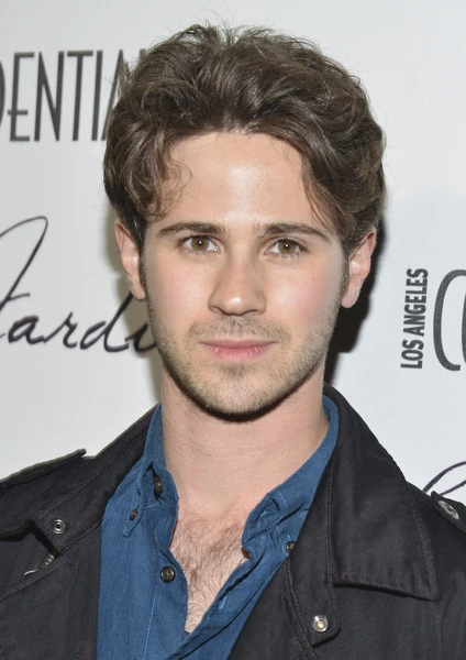 Connor Paolo | Doblaje Wiki | Fandom