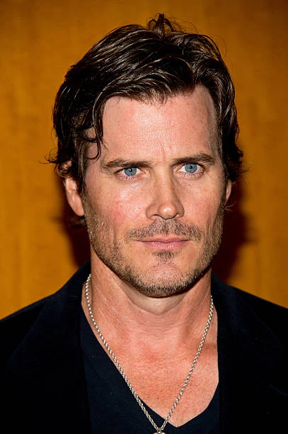 Victor Browne | Doblaje Wiki | Fandom