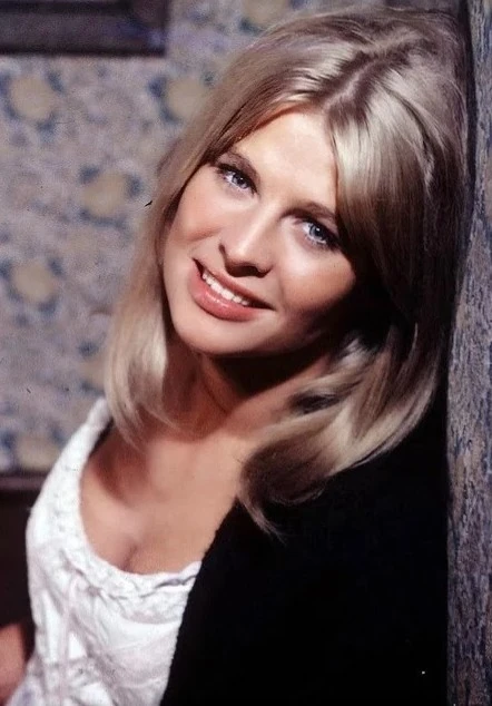 Julie Christie | Doblaje Wiki | Fandom