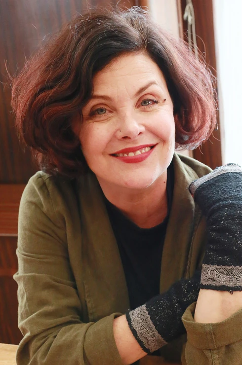 Sherilyn Fenn | Doblaje Wiki | FANDOM powered by Wikia