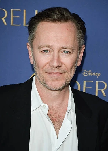 Peter Outerbridge | Doblaje Wiki | Fandom