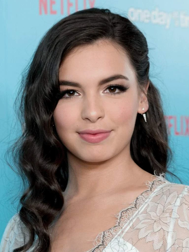 Isabella Gómez | Doblaje Wiki | Fandom