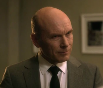 Hrothgar Mathews | Doblaje Wiki | Fandom