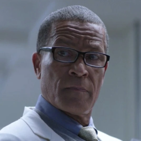 Silas Stone | Doblaje Wiki | Fandom