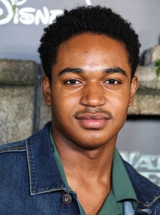 Issac Ryan Brown | Doblaje Wiki | Fandom