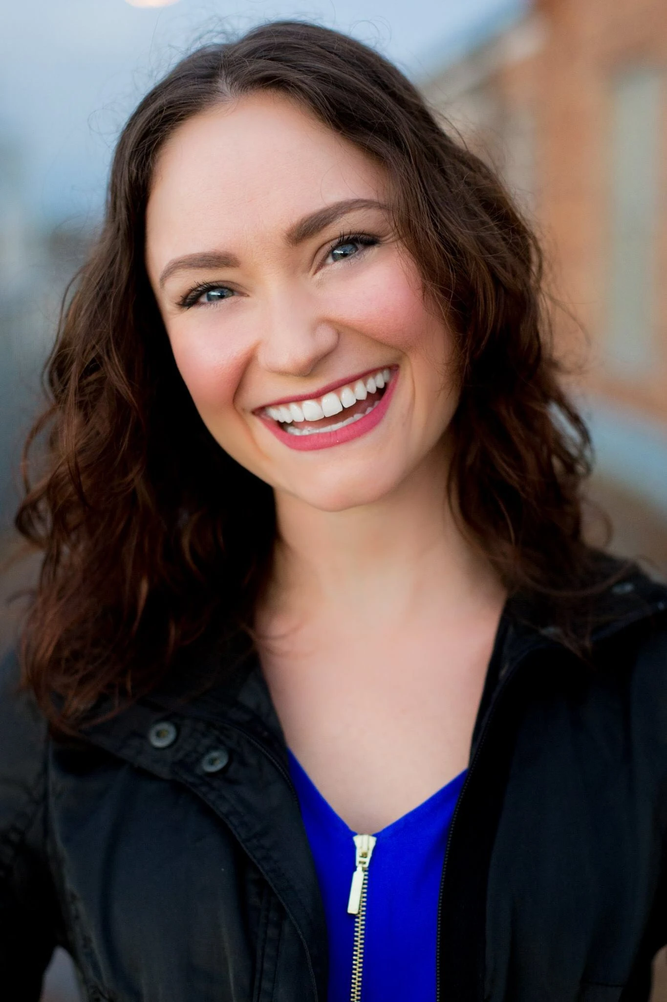 Emily Neves | Dubbing Wikia | Fandom