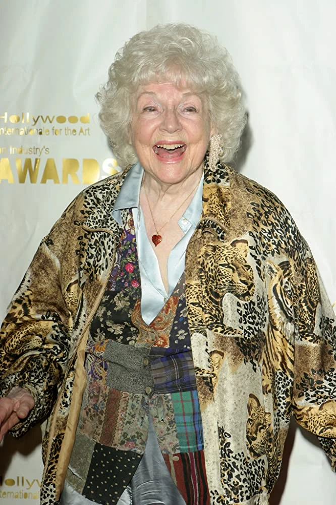 Lucille Bliss | Dubbing Wikia | Fandom