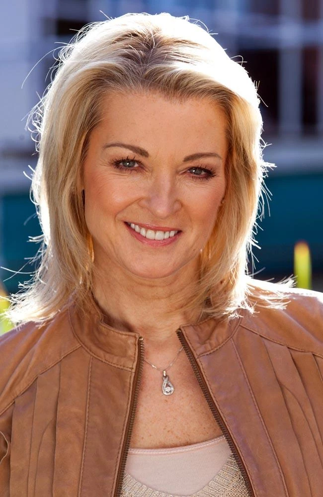 Kathy Beale | Eastenders Wiki | FANDOM powered by Wikia