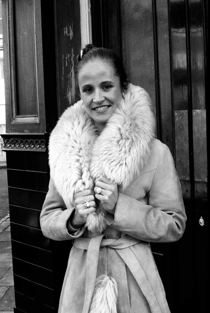 What is the shortest time, a character has appeared on screen then been ...