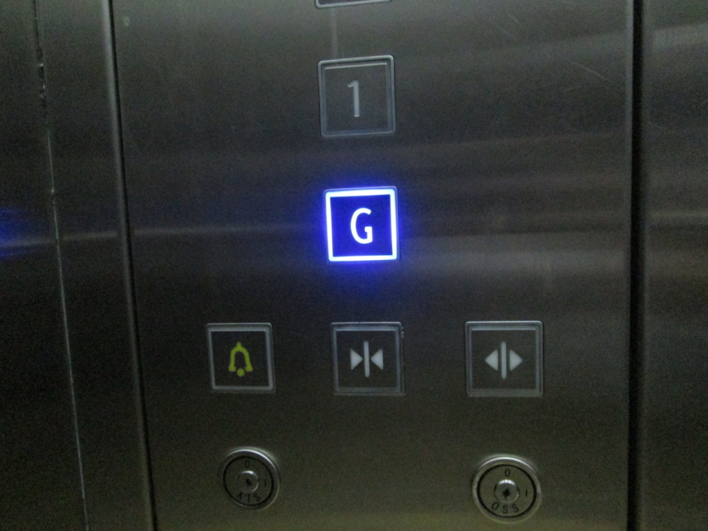 Image - Kone KDS 300 blue square buttons BKH.JPG | Elevator Wiki ... Image - Kone KDS 300 blue square buttons BKH.JPG | Elevator Wiki ...