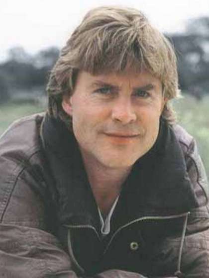 Alun Lewis | Emmerdale Wiki | Fandom Alun Lewis | Emmerdale Wiki | Fandom