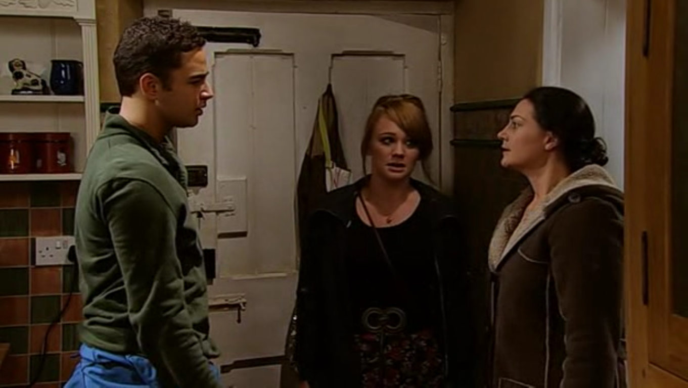 Episode 5776 (30th November 2010) | Emmerdale Wiki | FANDOM powered by ... Episode 5776 (30th November 2010) | Emmerdale Wiki | FANDOM powered by ...