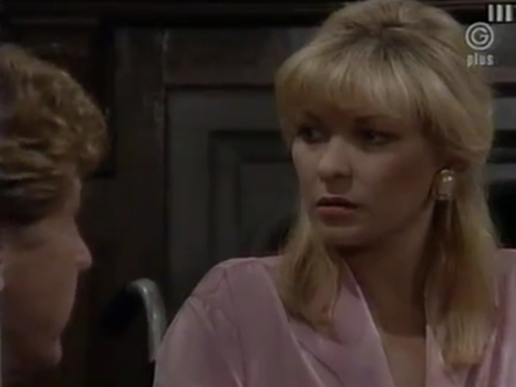 Episode 1675 (7th July 1992) | Emmerdale Wiki | FANDOM powered by Wikia