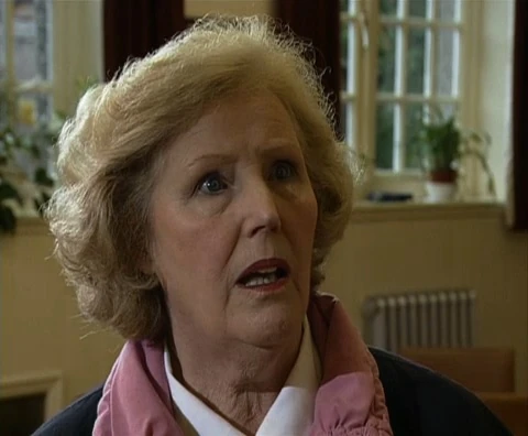 Episode 1912 (13th October 1994) | Emmerdale Wiki | FANDOM powered by Wikia