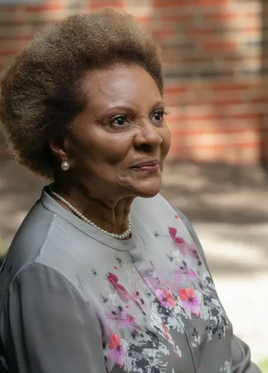 Leah Walker | Empire Wiki Français | Fandom