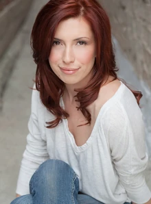 Elizabeth Maxwell | English Voice Over Wikia | FANDOM powered by Wikia