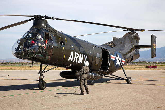 Piasecki H-21 Workhorse/Shawnee | Militaria Wiki | FANDOM powered by Wikia Piasecki H-21 Workhorse/Shawnee | Militaria Wiki | FANDOM powered by Wikia