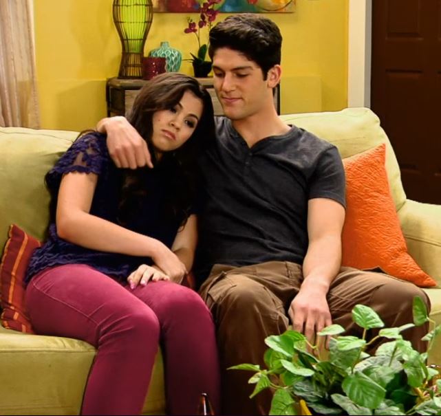 Image Emma And Jax17 Every Witch Way Wiki Fandom Powered By Wikia