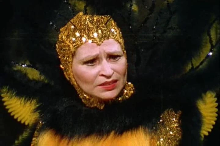 Queen Bee (Monster Squad) | The Female Villains Wiki | Fandom