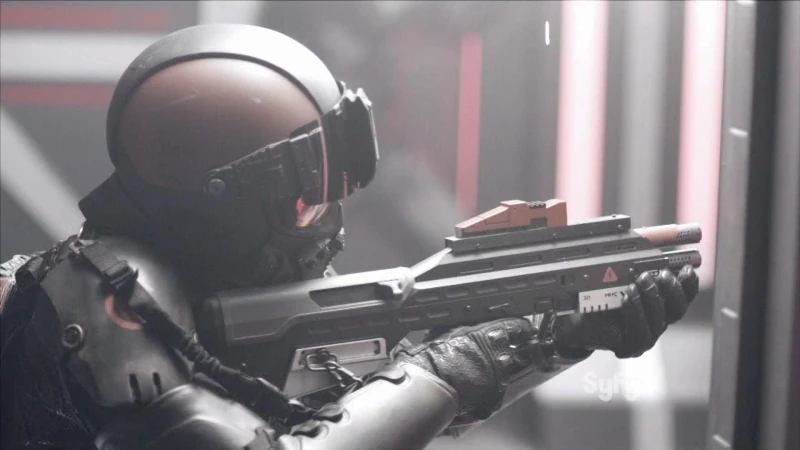 Image - 800px-The.Expanse.S01E04.MCRN rifle 1.jpg | The Expanse Wiki ...